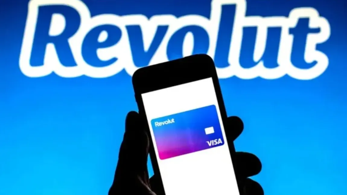 Revolut lansează primele sale bancomate. Banca începe să fie prezentă ...