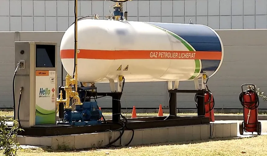 Preţ carburanţi 5 februarie 2024. Veste bună pentru maşinile "pe gaz ...